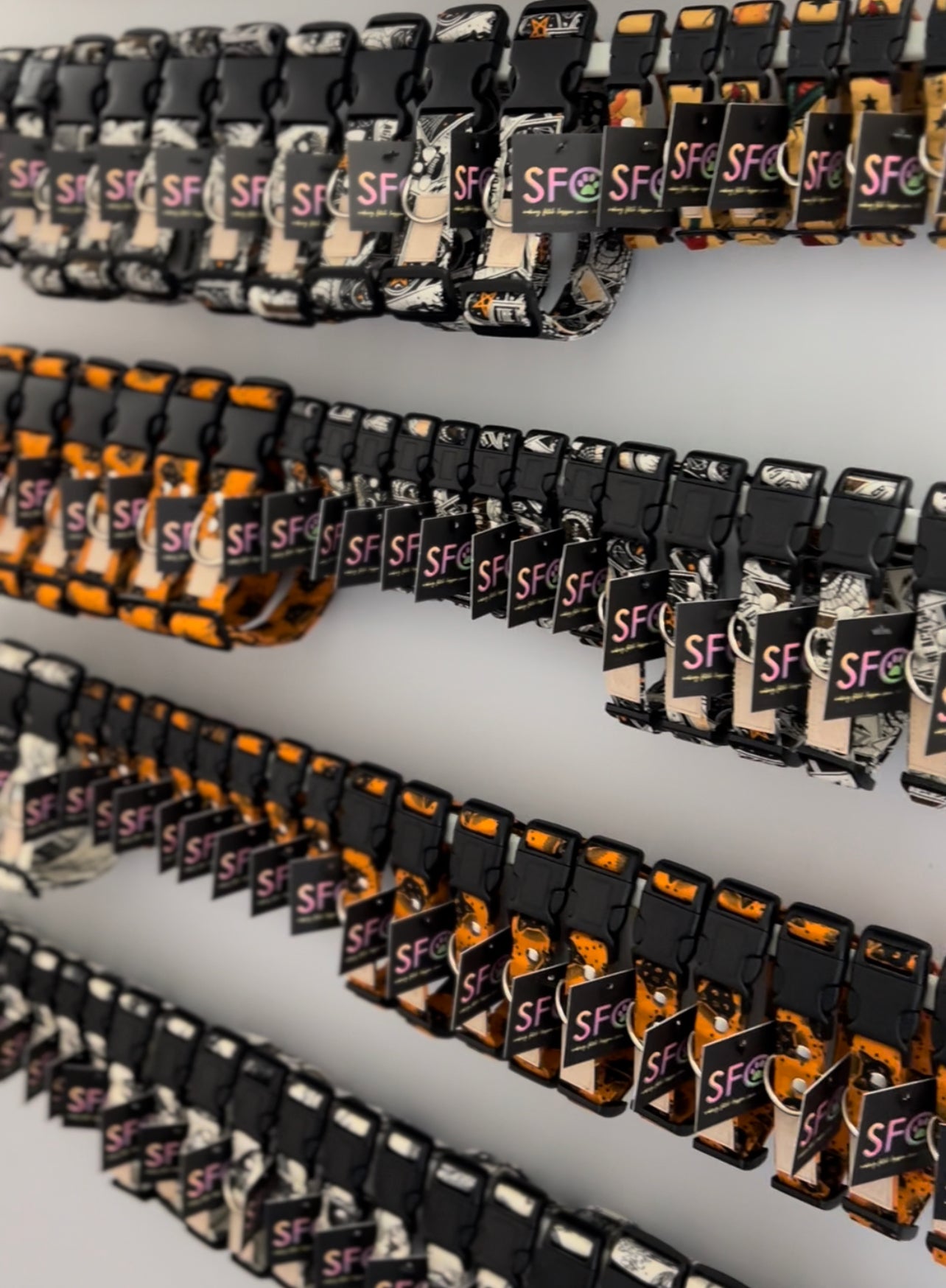 Personalized dog collars made in America by So Fetch Company – Paper ...